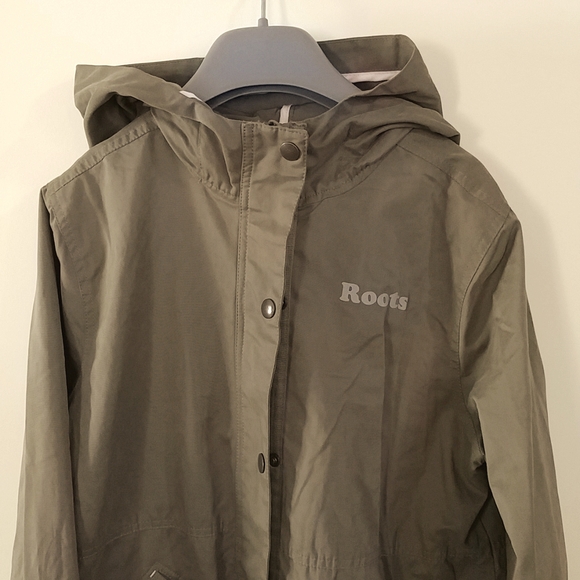 Roots | Jackets & Coats | Girls Roots Green Zip Up Jacket With Liner ...